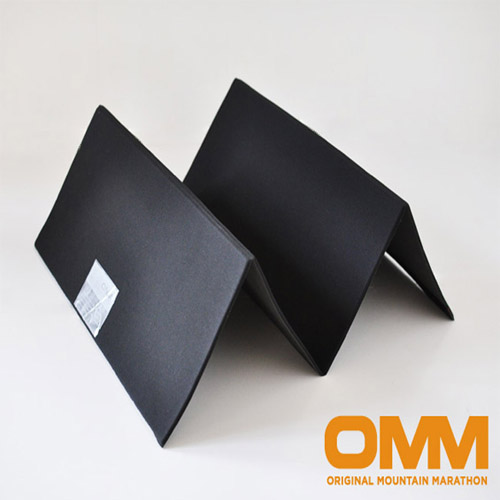 OMM Black Duomat, compact folding sleeping mat
